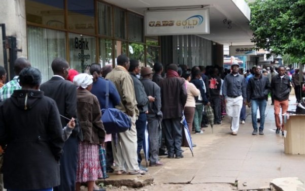 cabs bank queue | My Zimbabwe News