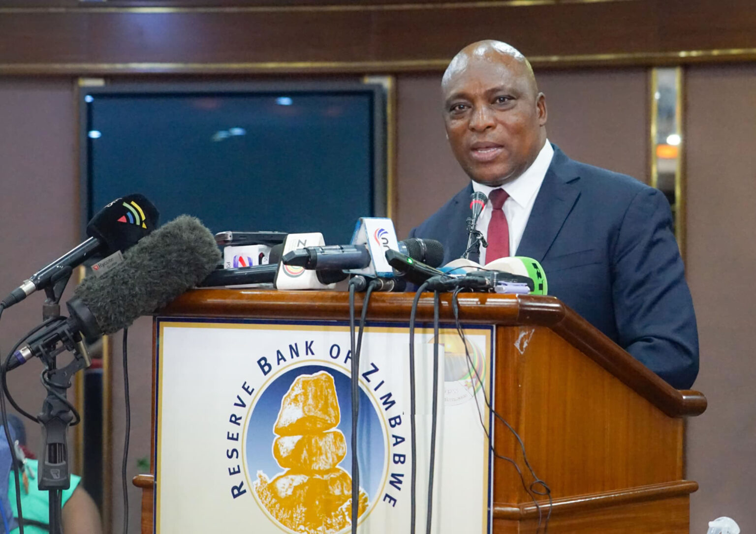 RBZ doubles mobile money and electronic transactions limits as the ZiG ...