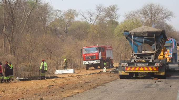 2 haulage trucks collide head-on and catch fire at midnight, driver ...