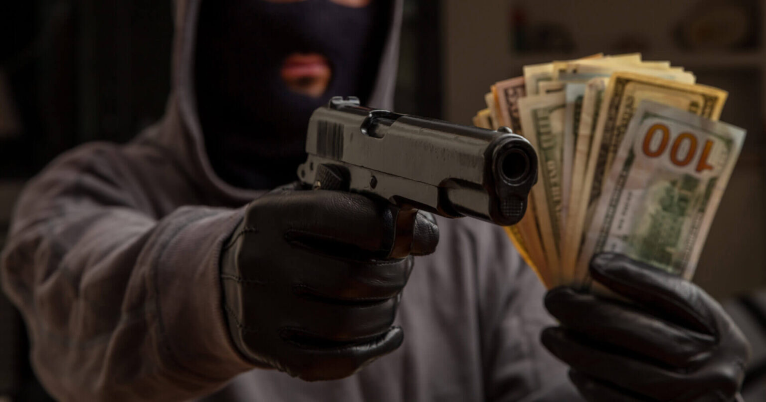 Another Daylight Cash Heist in Bulawayo: Armed Robbers Disarm Security ...