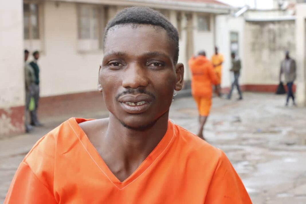 Prisoner serving 38 years for rape and robbery stabs prison guard in ...